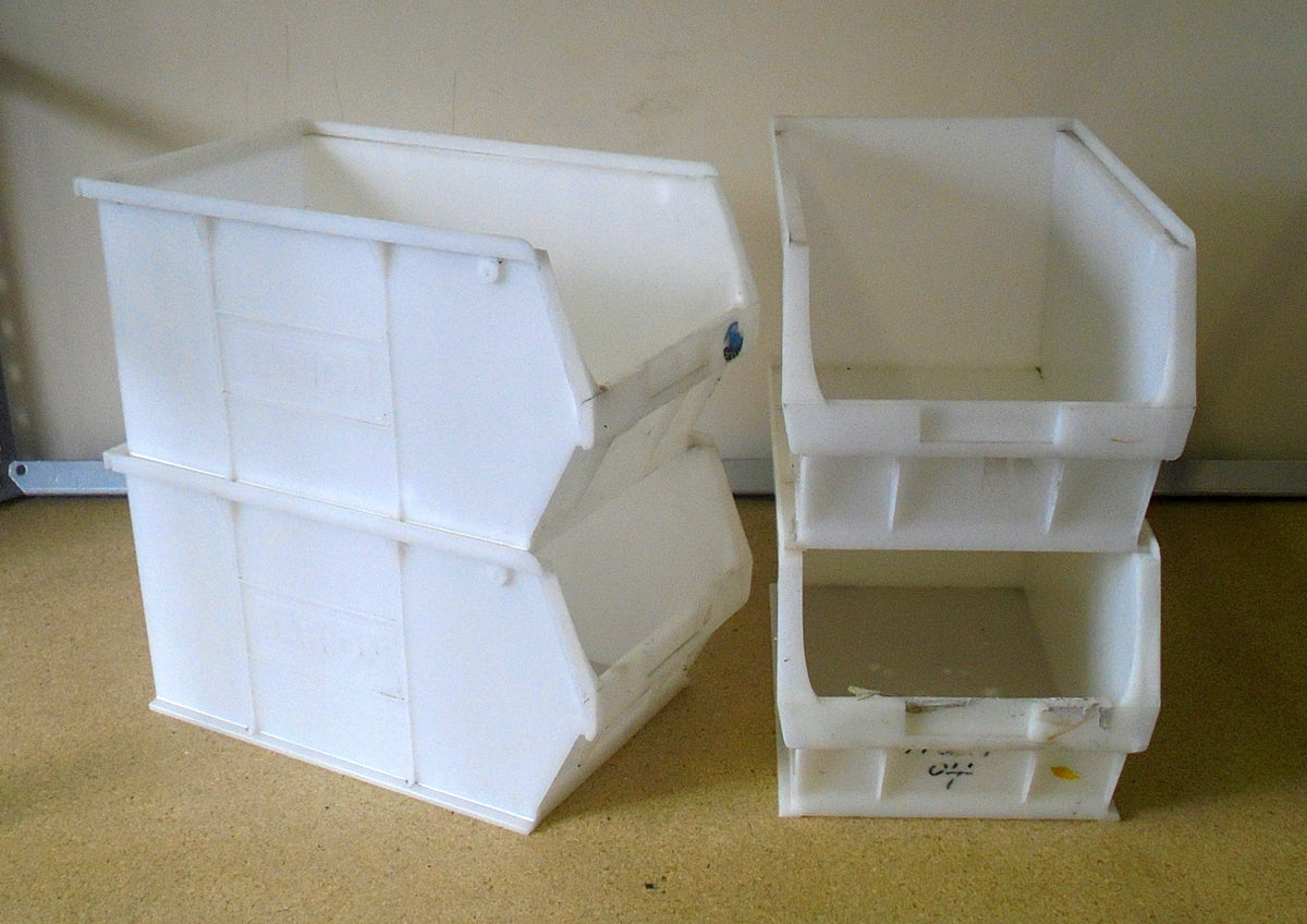 20x Used Size 5 WHITE Storage Bin 350x200x180mm H – Storage Bins